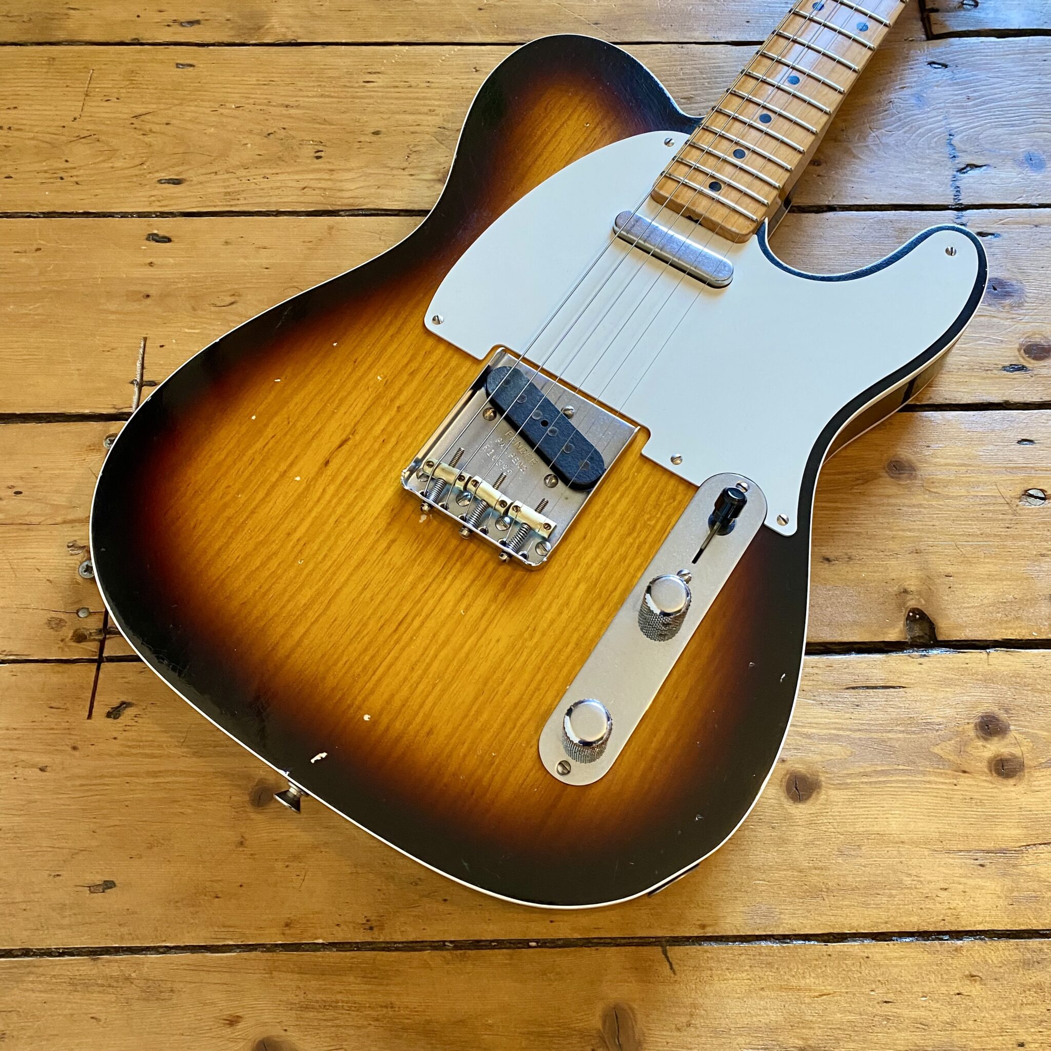 Fender Custom Shop 1950 '50s Reissue Telecaster Custom Relic Double Bound Nocaster 2011 Sunburst ...